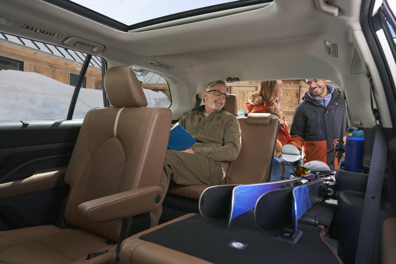 Toyota Highlander vs Toyota Grand Highlander